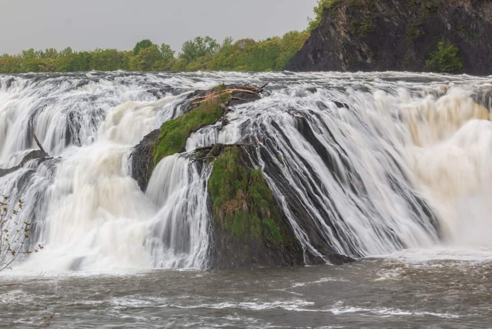 How to Get to Cohoes Falls in Albany County, New York - Uncovering New York