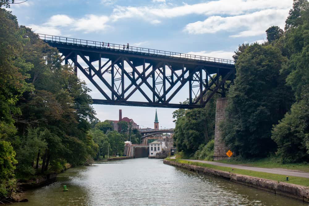Taking a Historic Lockport Locks and Erie Canal Cruise in Niagara ...