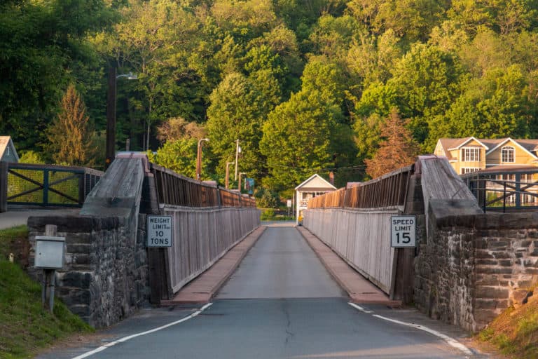 Roebling's Delaware Aqueduct: The Oldest Suspension Bridge in the US ...