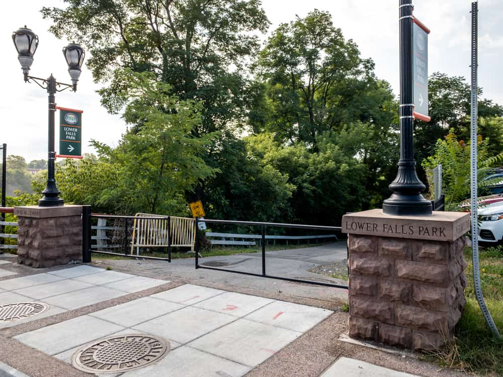 How to Get to Lower Falls in Rochester, New York - Uncovering New York