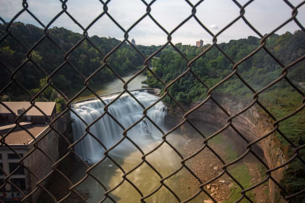 How to Get to Lower Falls in Rochester, New York - Uncovering New York