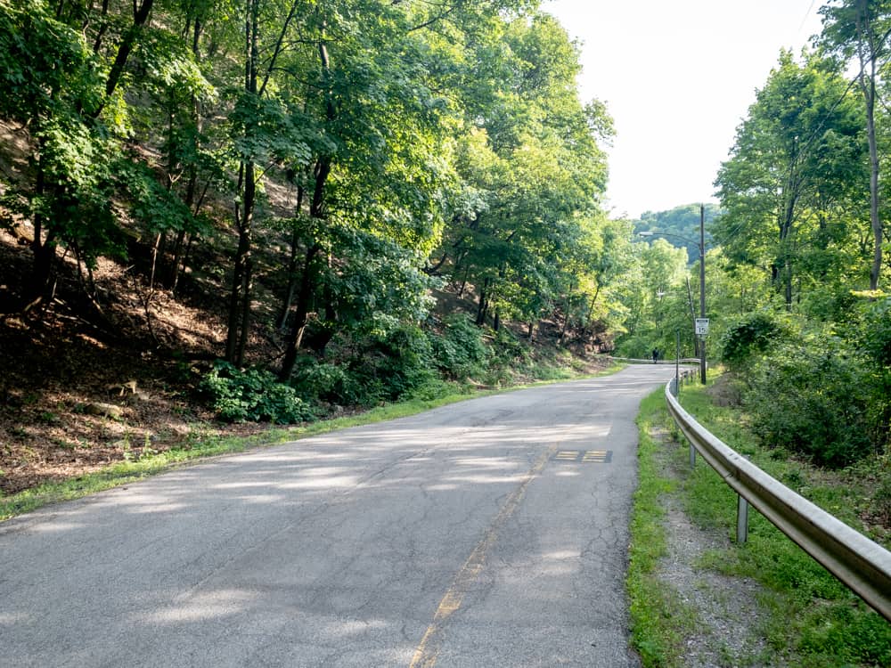 How to Get to Lower Falls in Rochester, New York - Uncovering New York