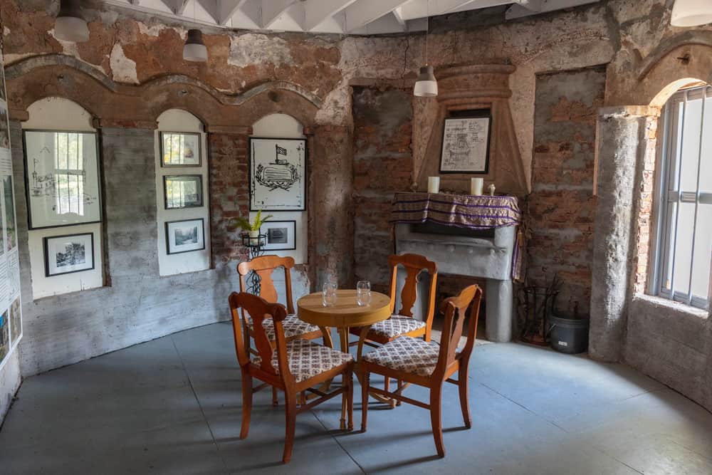 Exploring the Abandoned Bannerman Castle on an Island in the Hudson ...