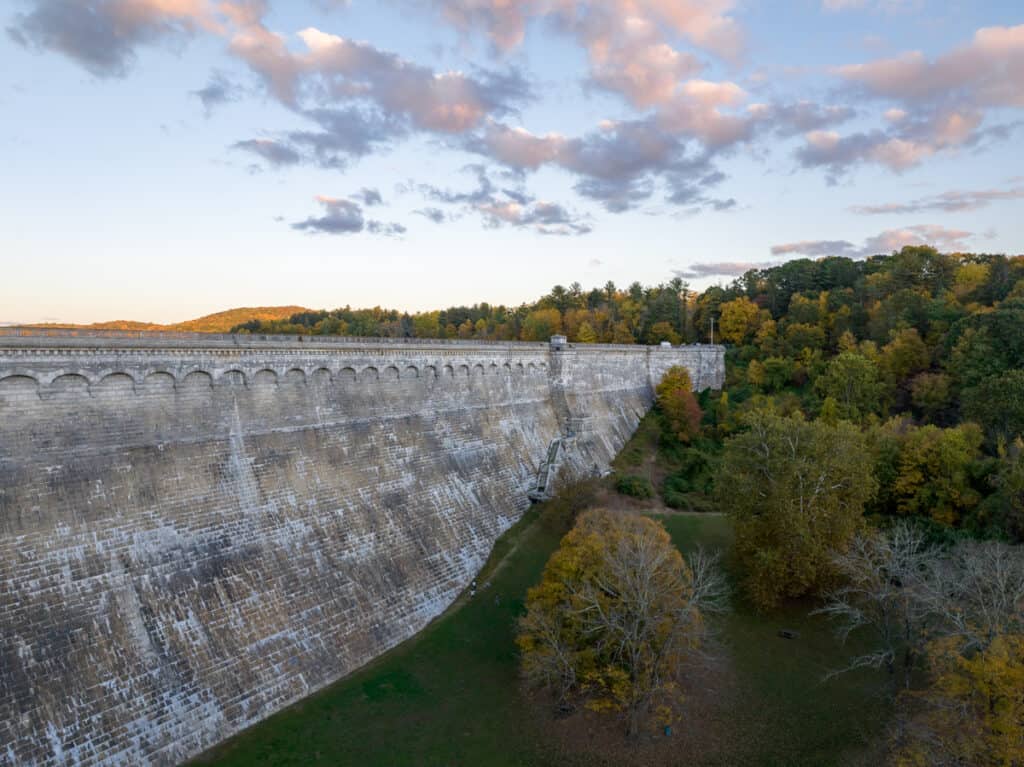How to Get to the Waterfall and Dam in Croton Gorge Park in Westchester ...