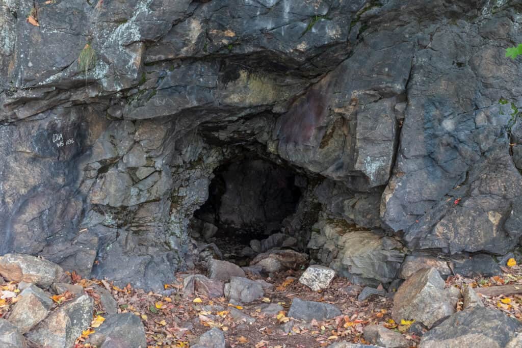 Hiking to Little Stony Point in Cold Spring, NY - Uncovering New York