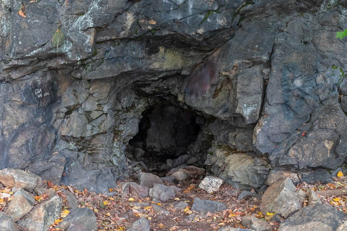 Hiking to Little Stony Point in Cold Spring, NY - Uncovering New York