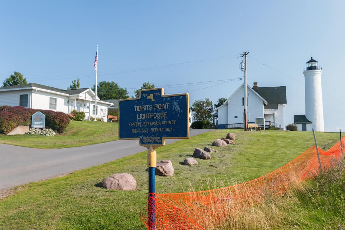 Visiting Tibbetts Point Lighthouse on the St. Lawrence River ...
