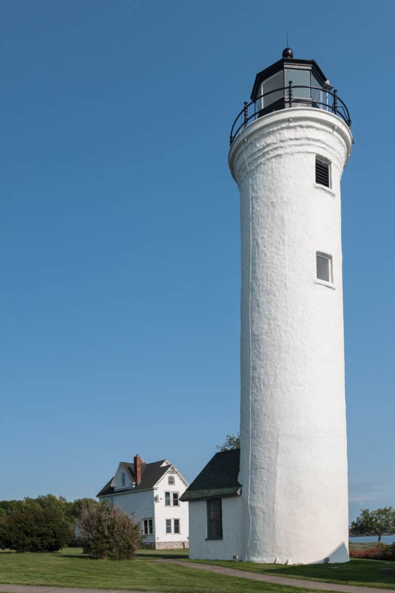 Visiting Tibbetts Point Lighthouse on the St. Lawrence River ...